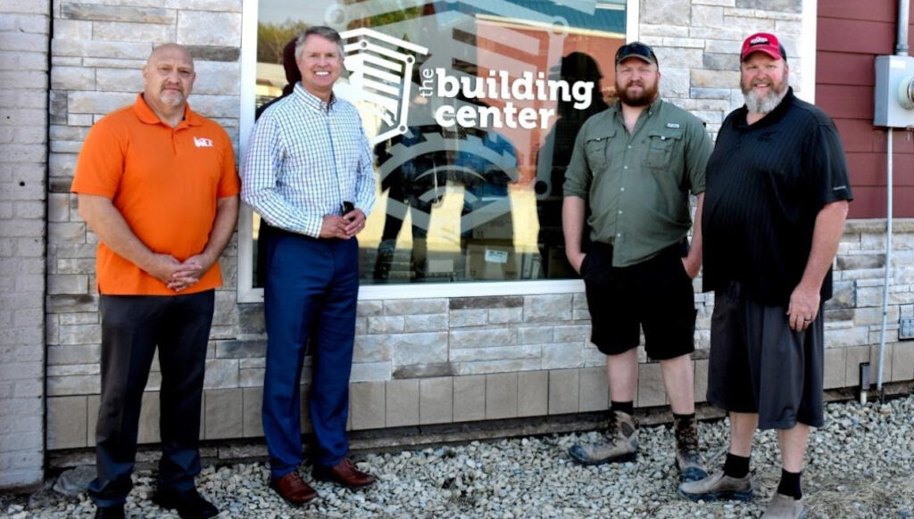 NLBMDA, MLA, and The Building Center host Sen. Roger Marshall