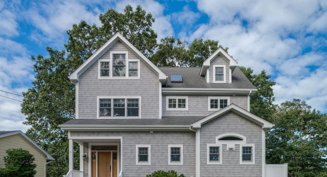 Tando announces Arnold Lumber as Beach House Shake flagship dealer