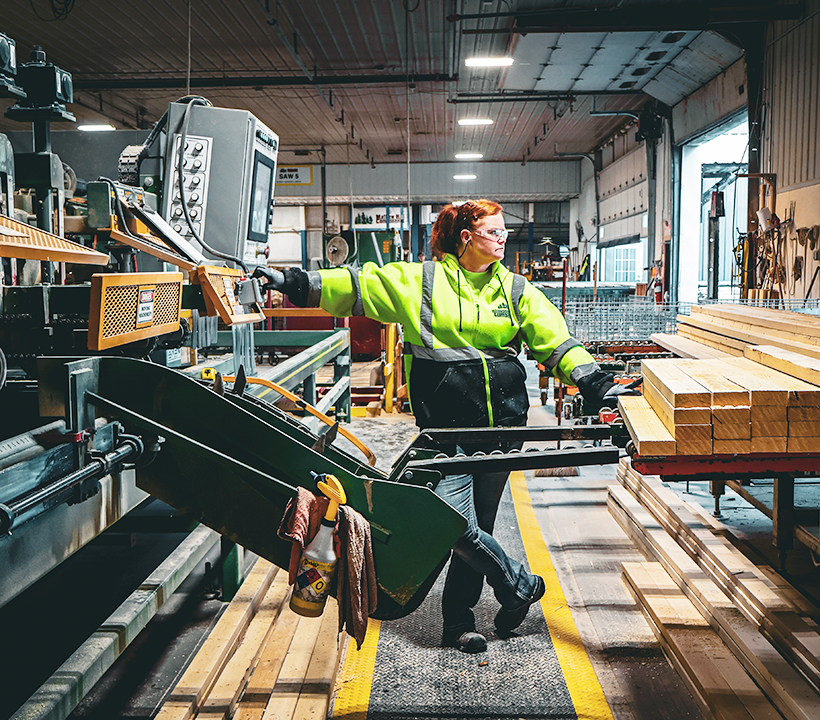 Minnesota lumberyard keeps relationships at forefront