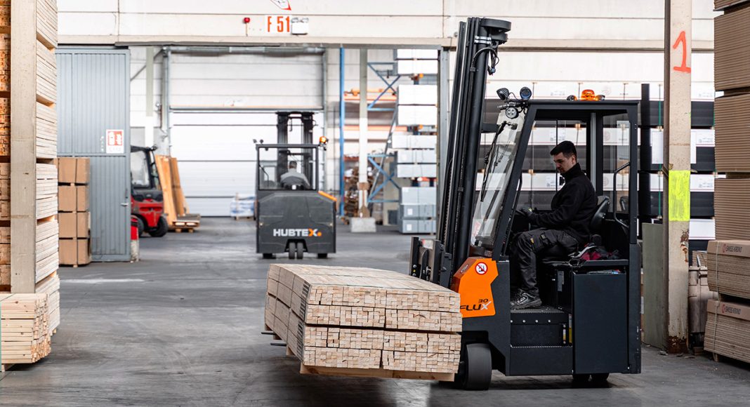 2-in-1 Forklift Cuts Costs: HUBTEX FLUX
