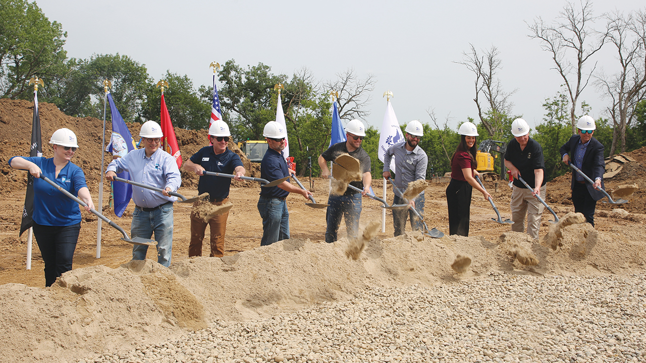 Minnesota LBM pros join forces for good